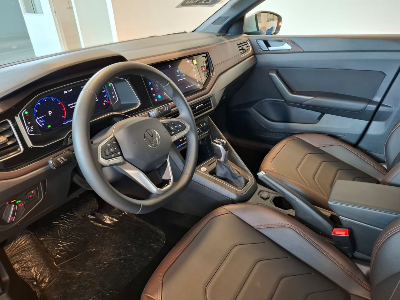 VOLKSWAGEN Virtus 1.0 4P 200 TSI FLEX HIGHLINE AUTOMÁTICO | Vecol ...